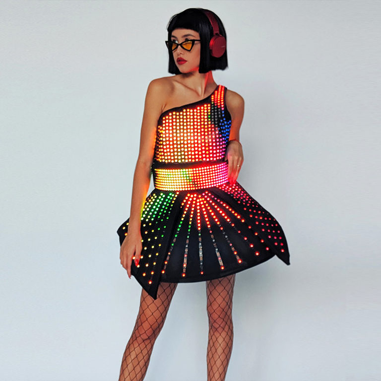 Light up infinity dress for party-goers and artists by ETERESHOP
