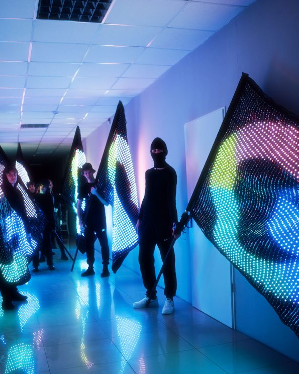 LED Light Up Flag with 2520 LEDs for shows and events - by ETEREshop