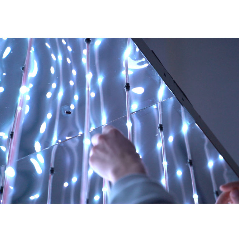 3D LED light up Cube installation. Animation cube 4100 LEDs - ETERE