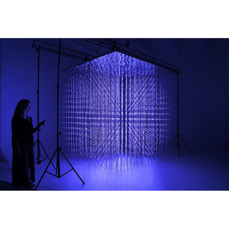 3D LED light up Cube installation. Animation cube 4100 LEDs - ETERE