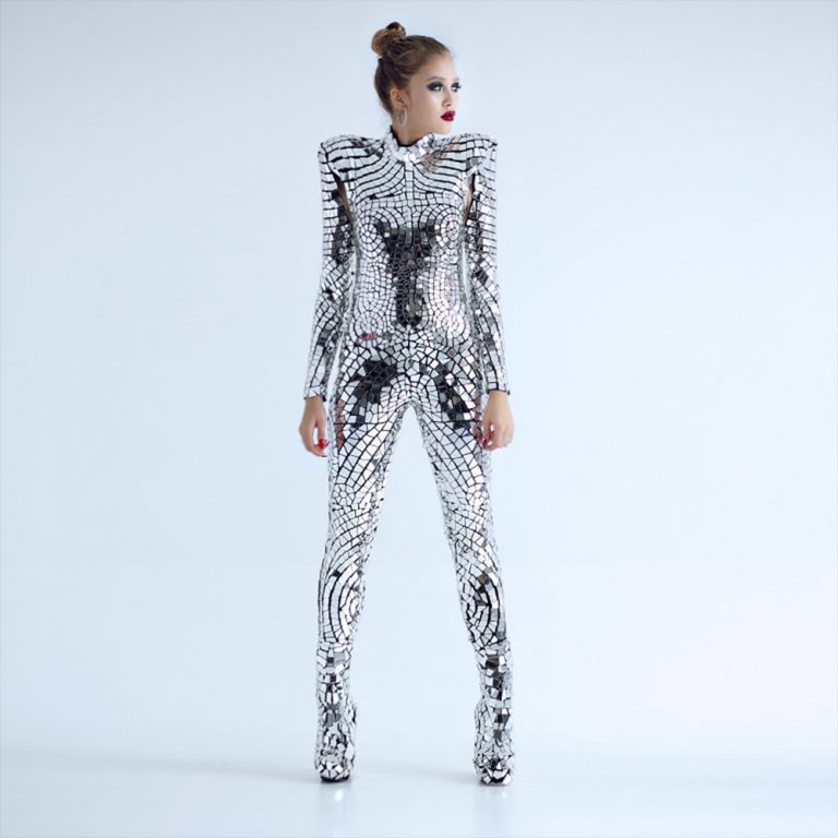 Mirror suits for shows and street performers at an affordable price