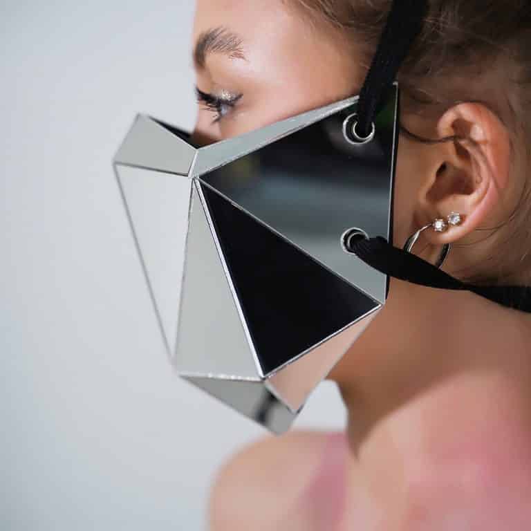 Silver Mirror Low Poly Face Mask by ETERESHOP _M101