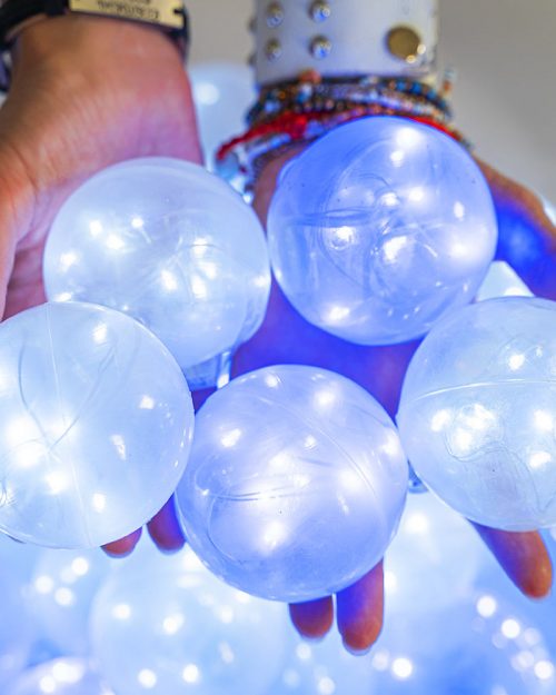 3D LED light up Cube installation. Animation cube 4100 LEDs - ETERE