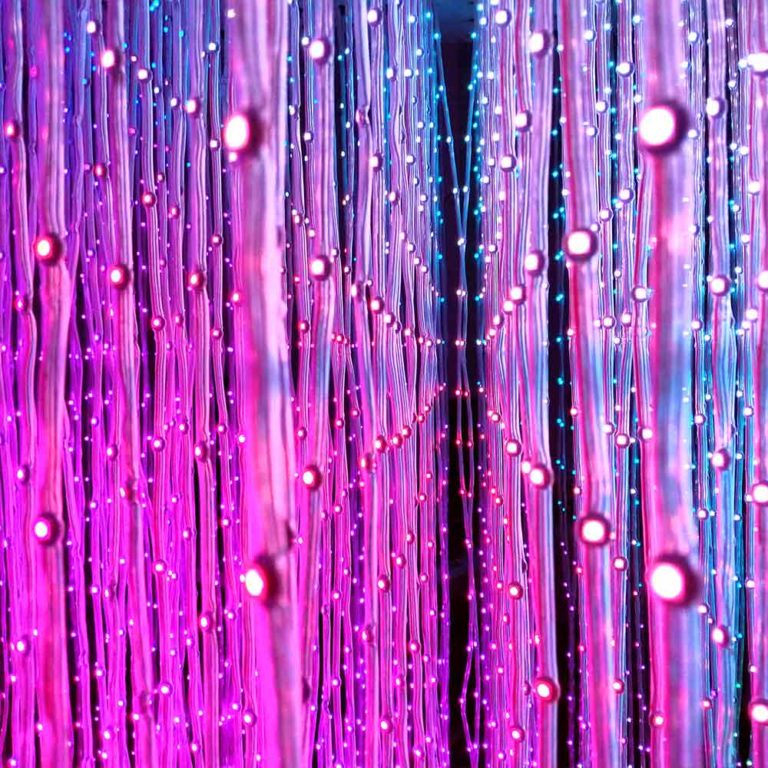 High-density large LED 3D Cube installation with 16k LEDs - ETERESHOP