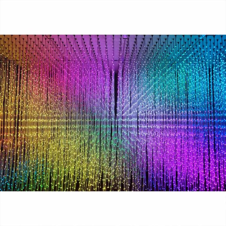 High-density large LED 3D Cube installation with 16k LEDs - ETERESHOP