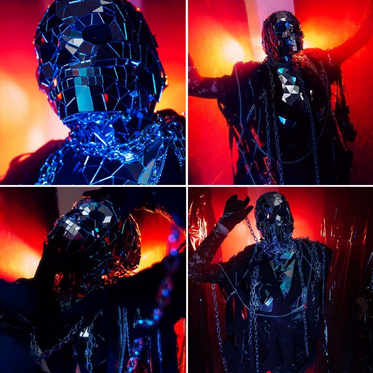 Skull Silver mirror mask for party-goers and artists - by ETERESHOP