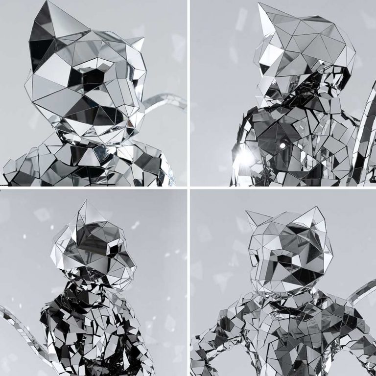 Mirror silver cat costume with a 3D mask for meeting guests