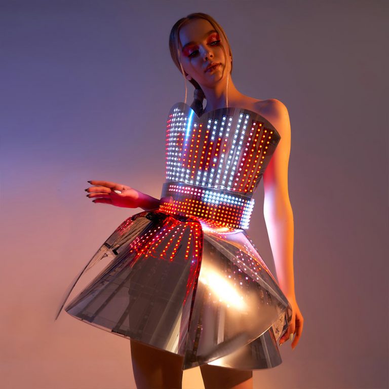 38 Light Up Dresses that will slay your party - by ETEREshop