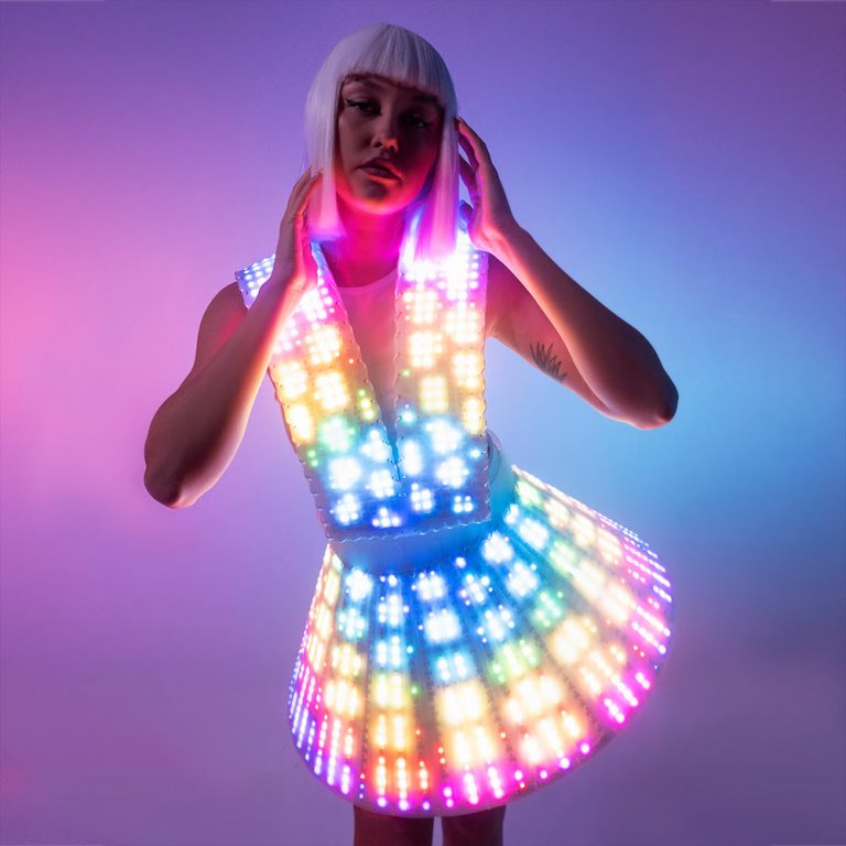 38 Light Up Dresses that will slay your party - by ETEREshop