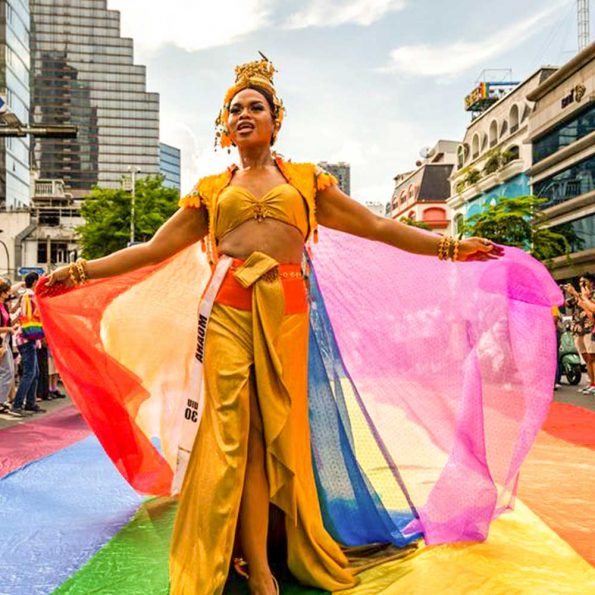 40 outfits from the Pride Parade and 15 costume ideas by ETERESHOP