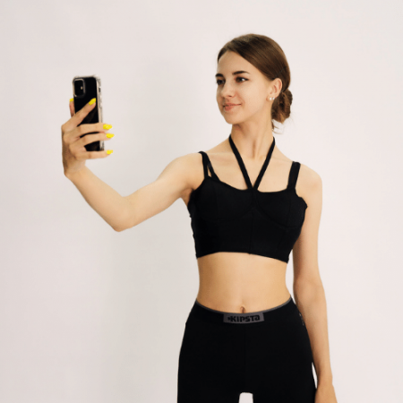 Stages of Creating a Custom Cosplay Costume, from Idea to Product