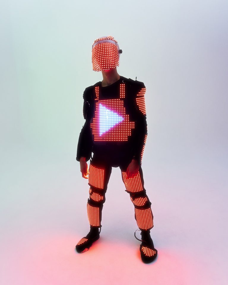 Programmable LED light up robot suit for artists - by ETERESHOP