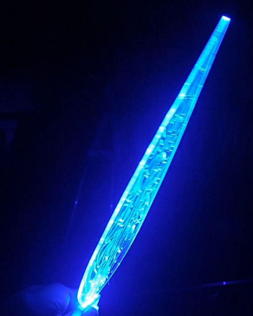 How we made the kinetic helmet with moving LED elements - ETEREshop