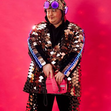 Festival costume for men made of pink mirror and LEDs - ETERE