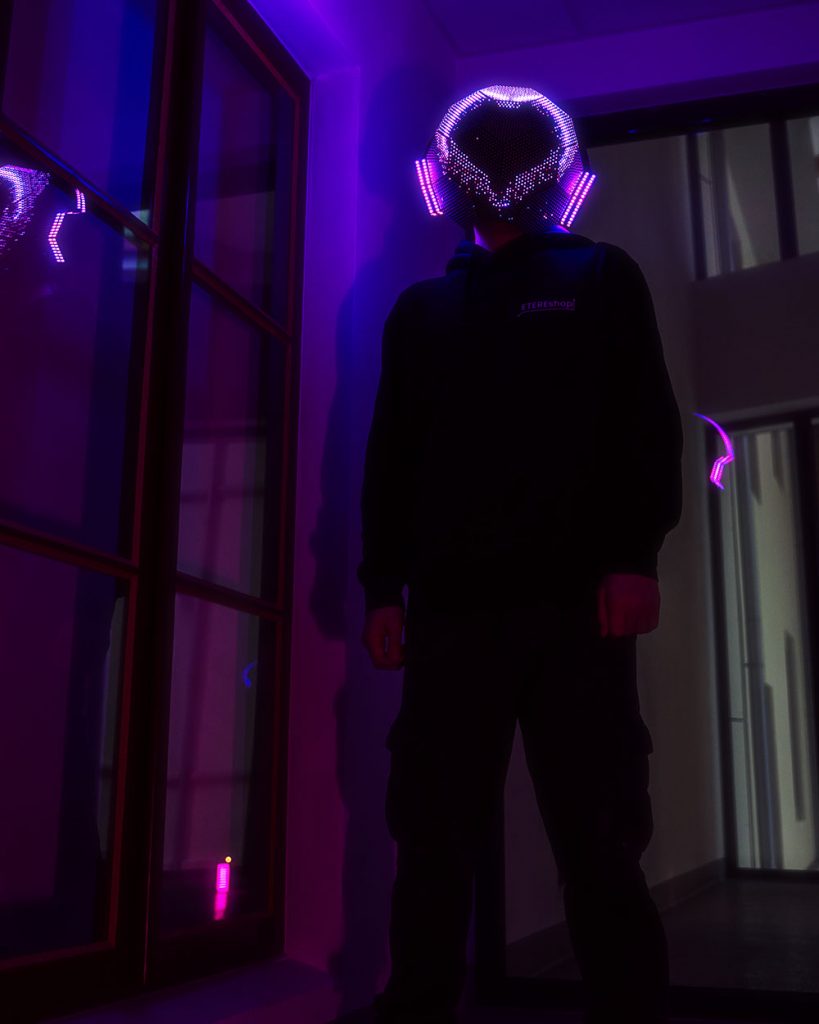 LED Dense Programmable Light up DJ helmet - by ETERESHOP