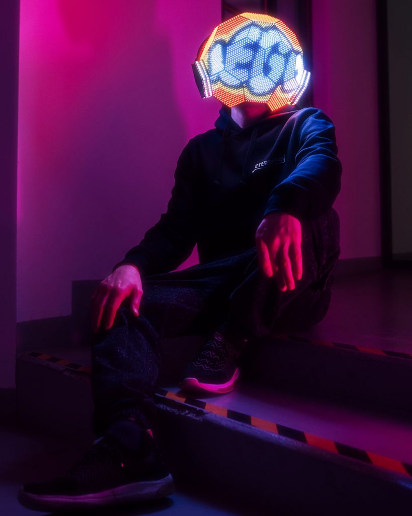 LED Dense Programmable Light up DJ helmet - by ETERESHOP
