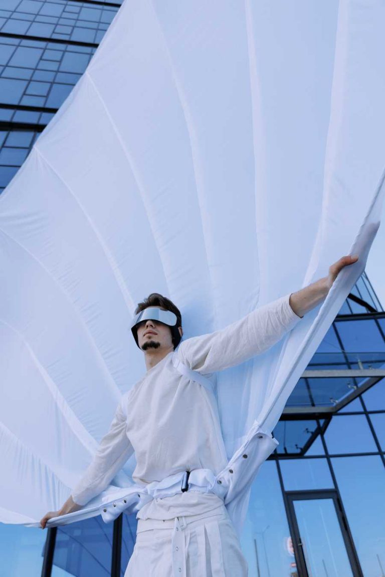 Flexible Huge Peacock Fan Tail Costume for street performances