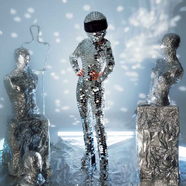 Mirror Silver Dance Costume with Helmet - by ETEREshop