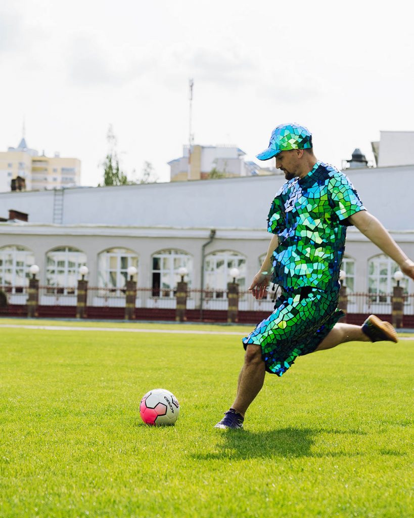Mirror Football Player Costume - by ETEREshop