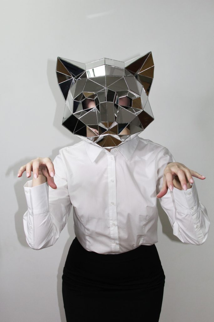 3D Silver Mirror Cat Mask - by ETERESHOP