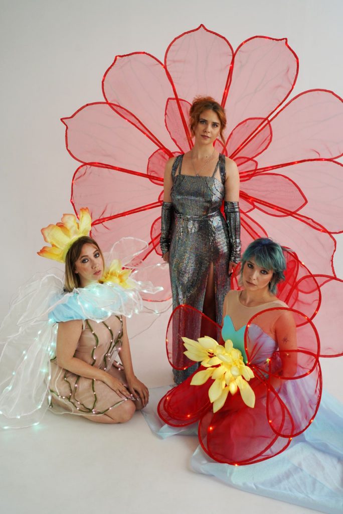Small Red Flower Costume with 160 LEDs - by ETERESHOP