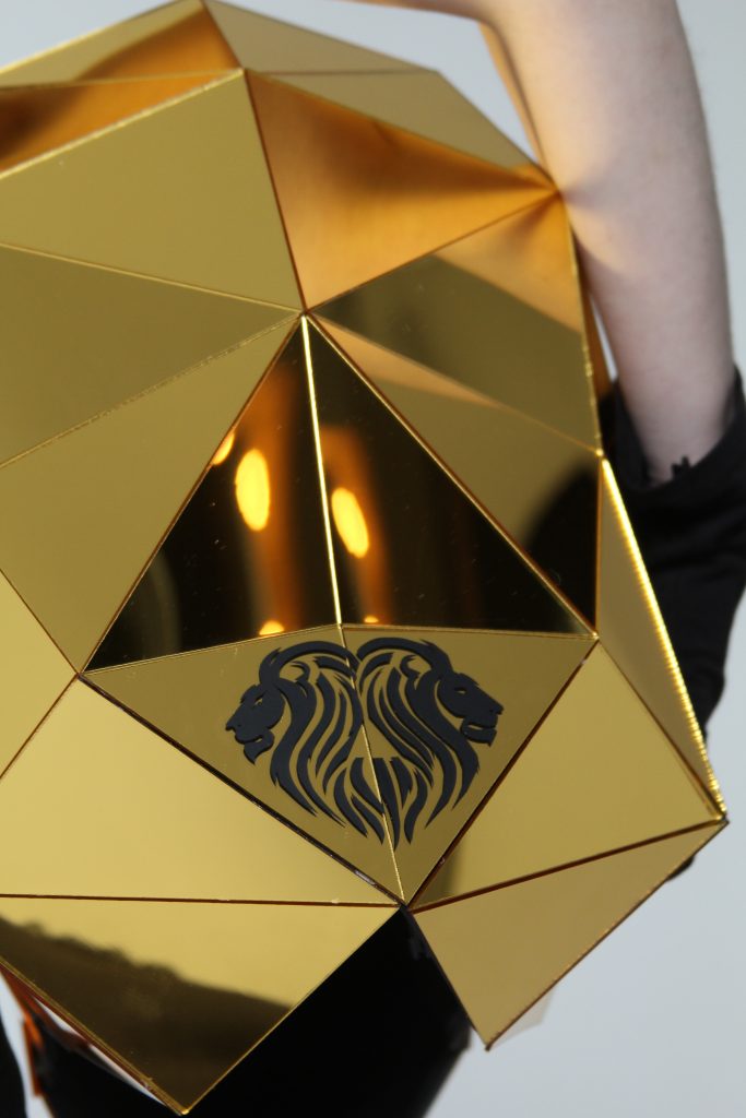 3D Gold Mirror Lion Mask - by ETERESHOP